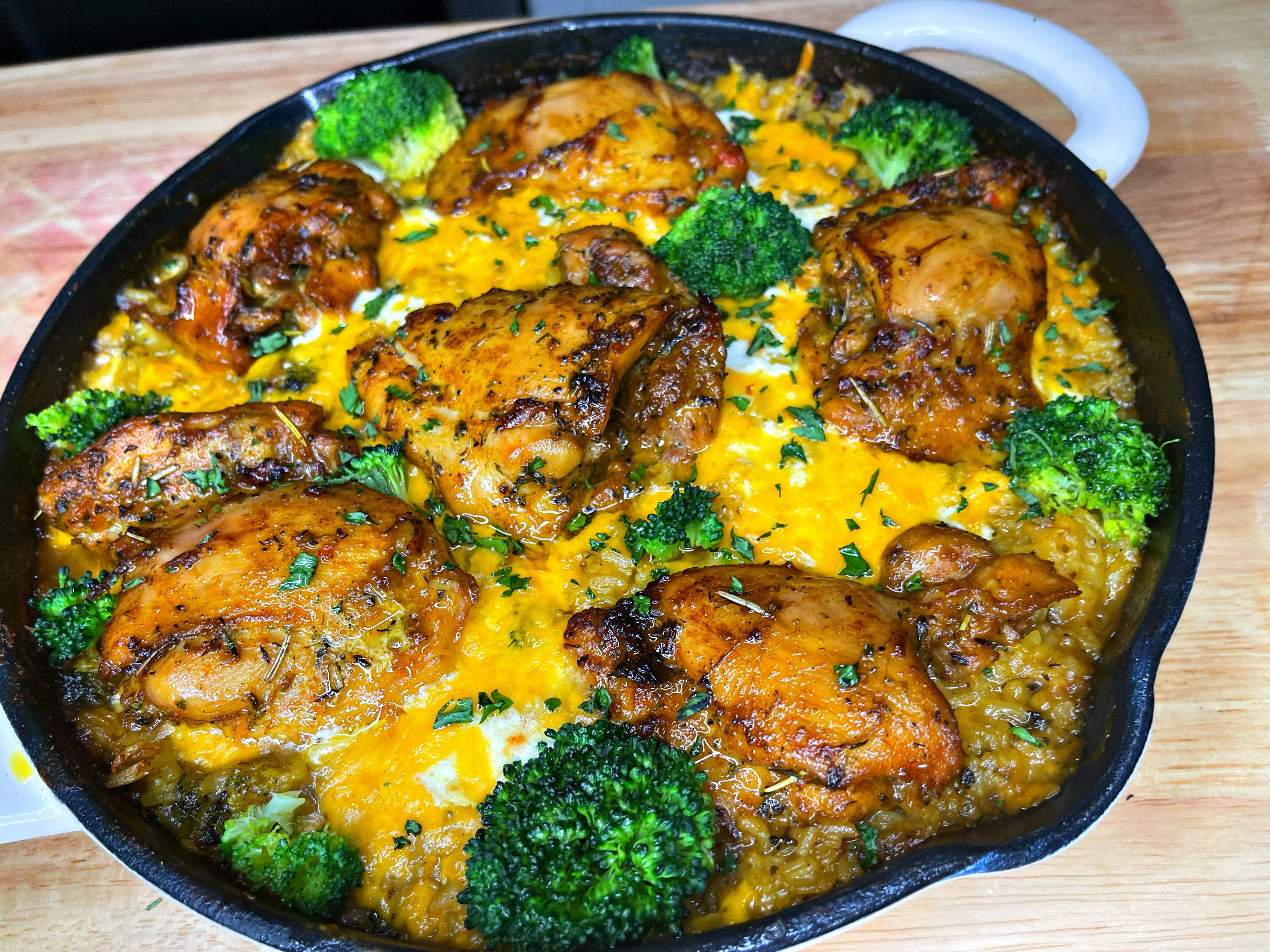 Chicken and Broccoli cheesy rice – Kimmy’s Kreations